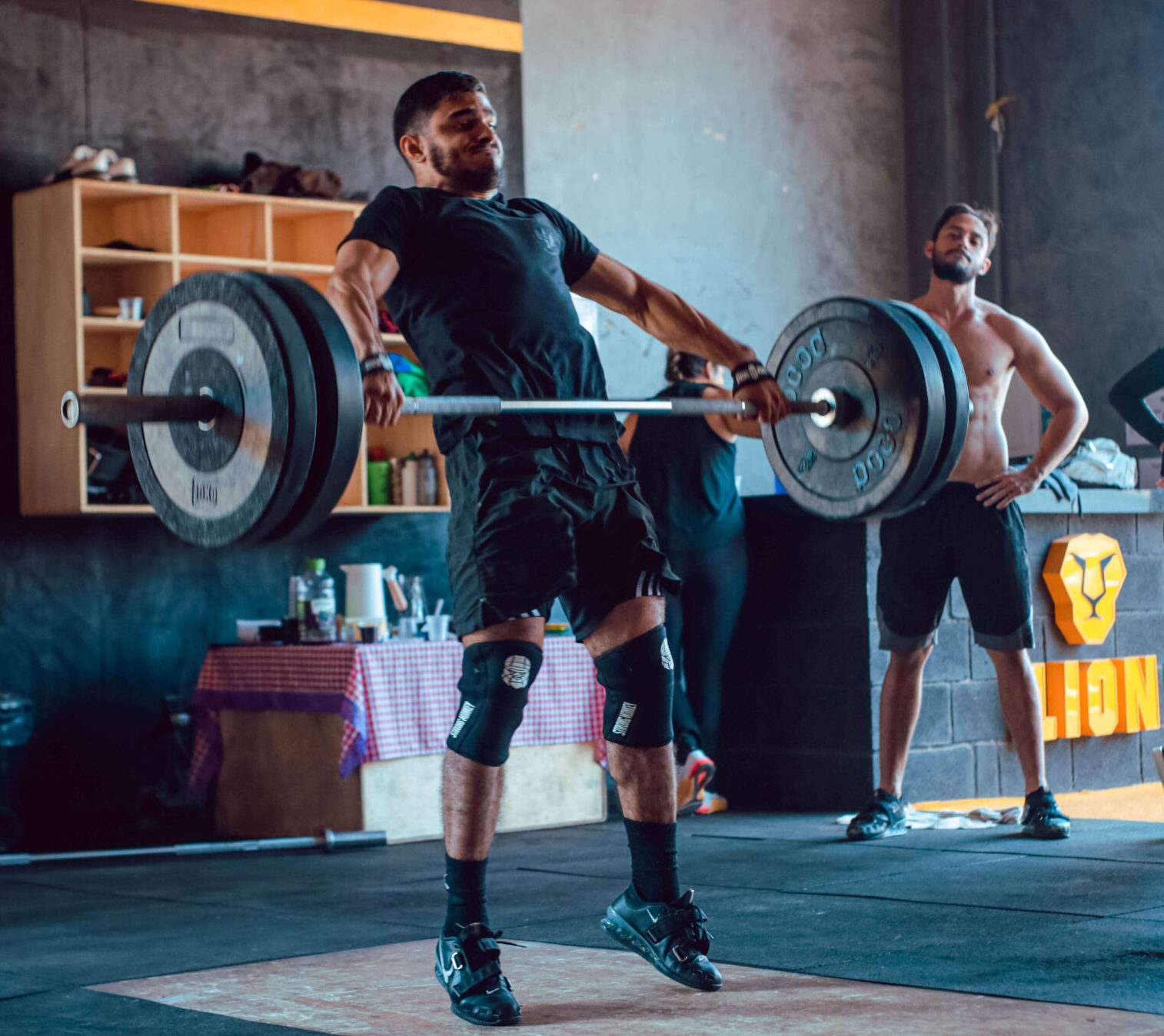 Joelheira Strong Monkey - Blindada Black - Strong Monkey